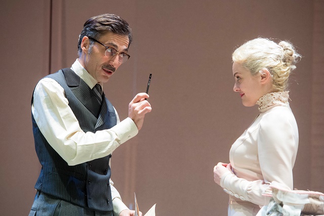 Nora, Torvald, e la loro “Casa di bambola” - Perugia Online